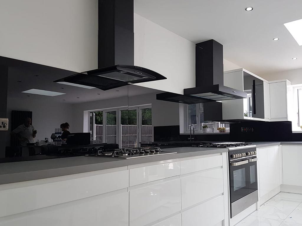Splashbacks & Wall Cladding – WOW Glass
